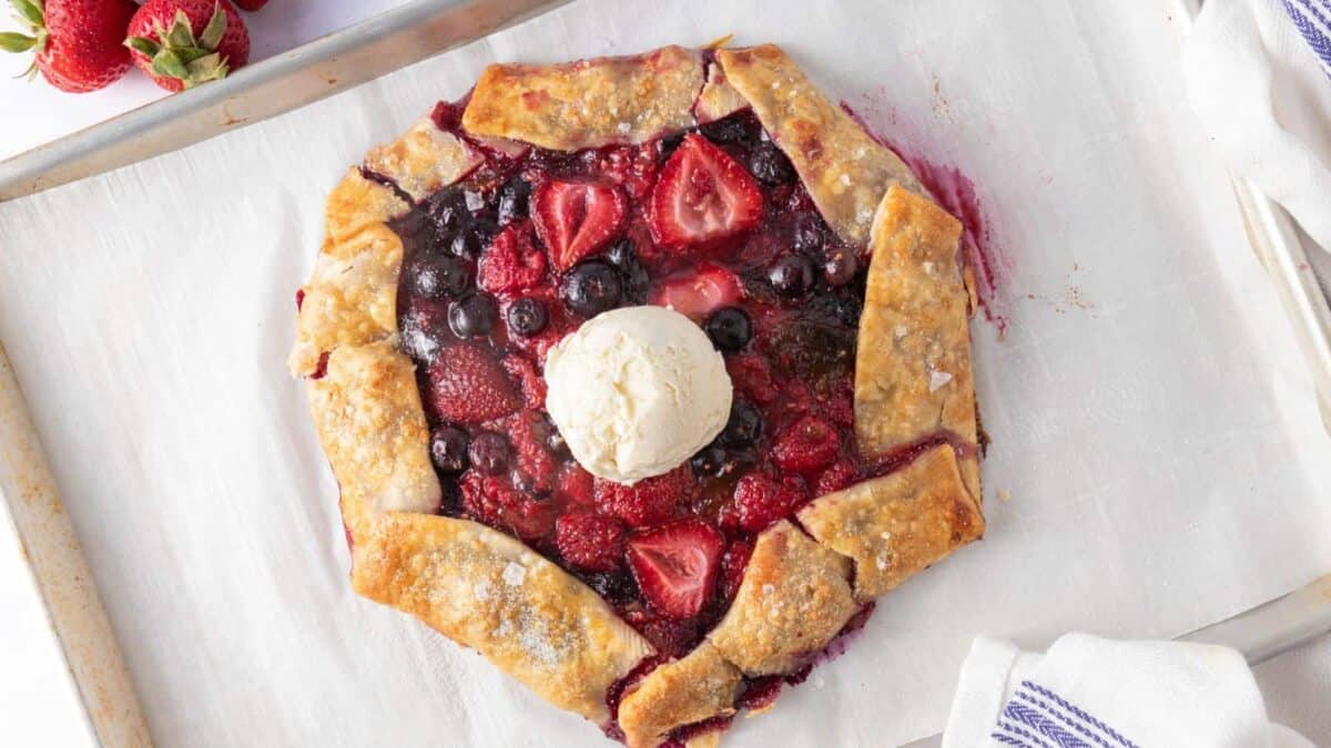 35 Desserts That Are Perfect for Sharing