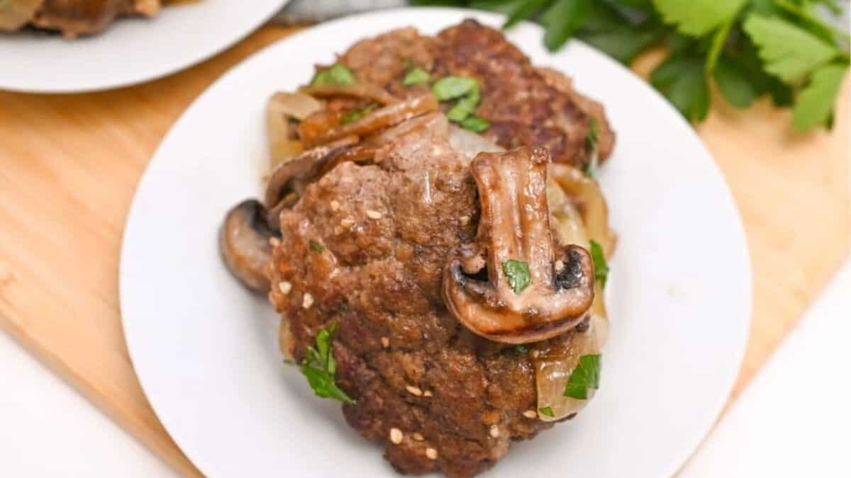 27 Ground Beef Recipes That Stretch Your Grocery Budget Without ...