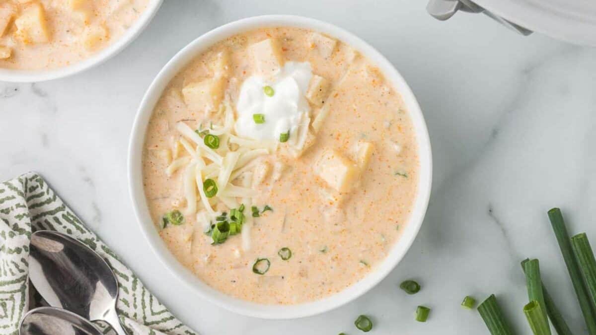 27 soups that prove simple ingredients can taste like a slow-cooked ...